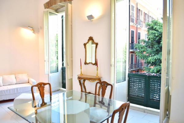 Sinclair , Loft In Center - Cagliari