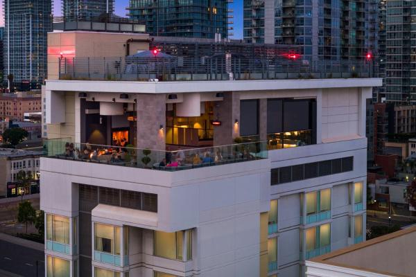 Courtyard By Marriott San Diego Gaslamp/convention Center - San Diego, CA