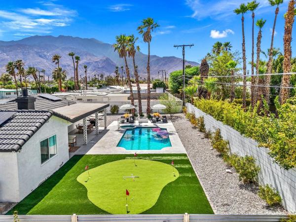 Ultimate Outdoor Oasis By Rather Be Properties - Palm Springs, CA
