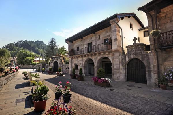 Casona De La Pinta - Puente Viesgo