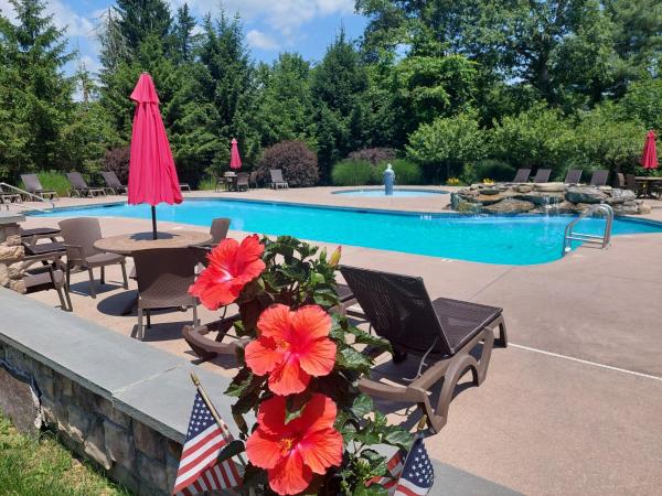 Woodfield Manor - A Sundance Vacations Property - Tannersville, PA