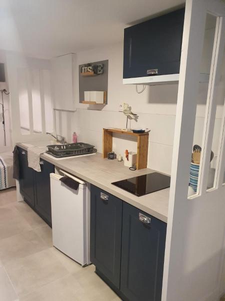 Joli Studio Décoré Proximité Cure Centre Ville - Rochefort, France