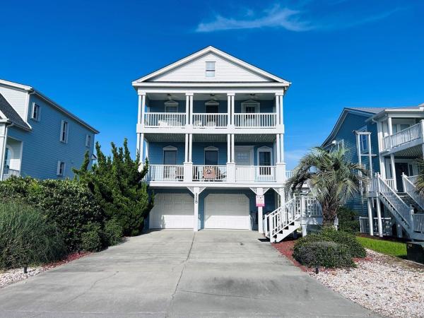 Pirates Paradise Home - Holden Beach, NC