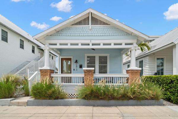 New! Casa Fuente - Beautifully Renovated Ybor Bungalow, Steps To 7th Ave - Tampa, FL