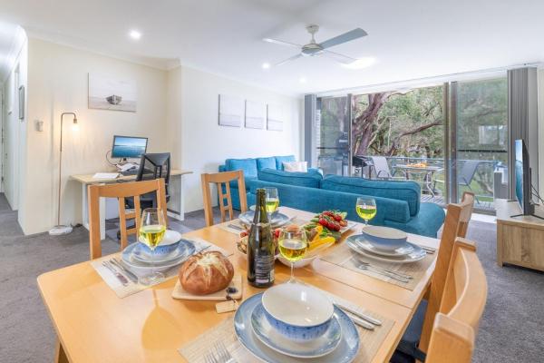 Mistral Court, 15 17 Mistral Close - Fantastic Unit With Wifi And Water Views - Port Stephens