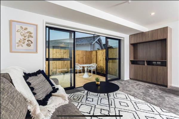 City Centre Apartment Close To Hagley Park - Christchurch