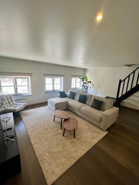 Stilias Apartment 6p City Center - Evere