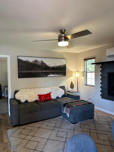 Yobee! Welcome Breakfast And Park Reservations Included! Heart Of Yosemite - Homey Studios And Apartments - Ac-wifi-ev - Yosemite Valley, CA