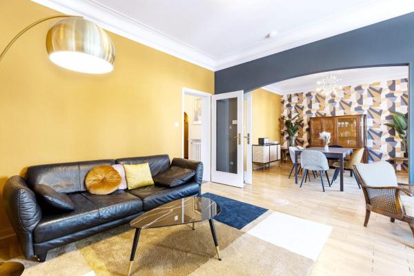 Elegant 1br Retreat With Patio Near Kirchberg - Luxembourg