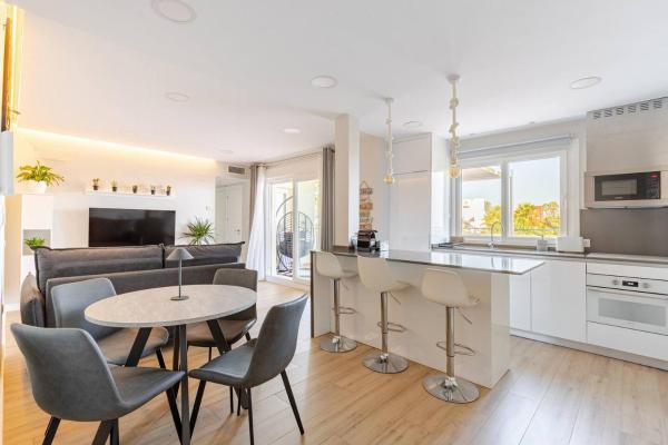 Apartamento En Banana Beach Junto Al Mar - Marbella - Marbella