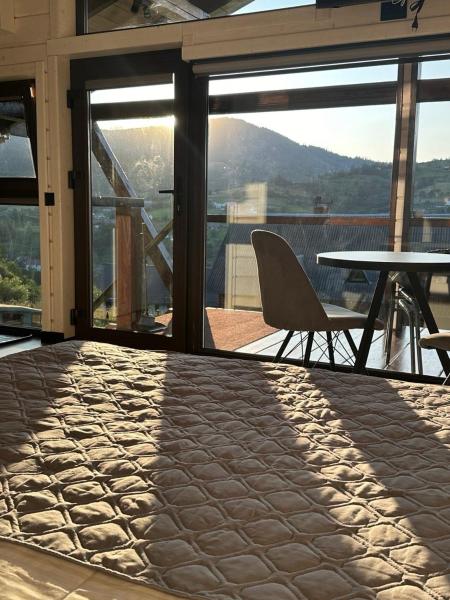 Lisoviy Zatyshok 2 ,котеджі,басейн - Ukraine