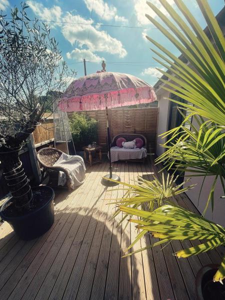Living Like A Local At Dotties - Downham Market