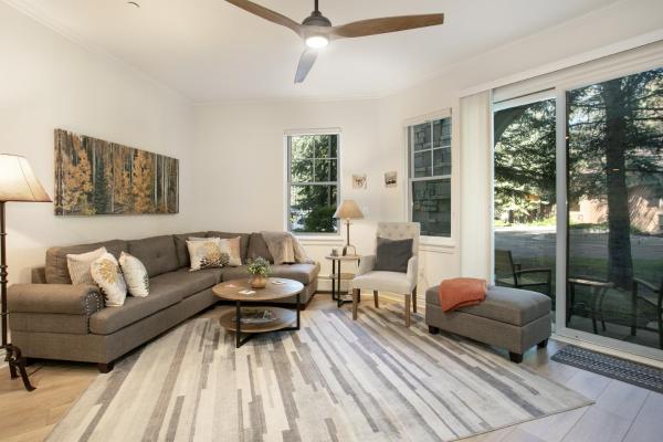 104 Lodge At Brookside Condo - Avon, CO