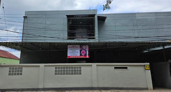 Melrose Place - Makassar