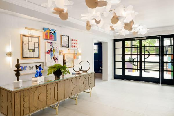 Le Parc At Melrose - Inglewood, CA
