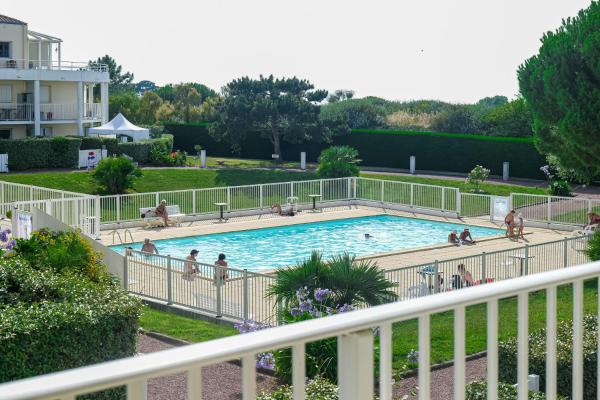 Appartement Dans Résidence De Vacances, Avec Piscine, Quartier Pironniere Les Sables 4 Personnes - Olonne-sur-Mer