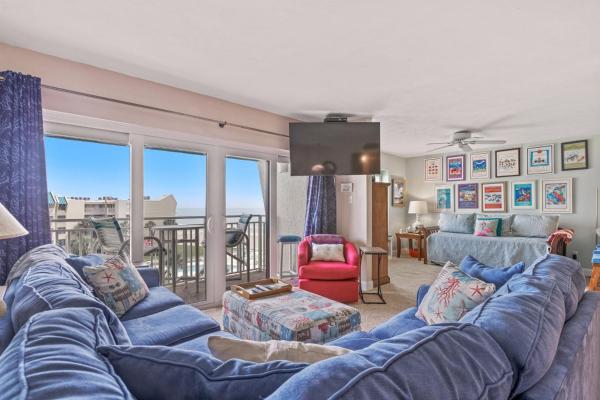 Ocean View Bliss Pool Access Quiet Beach Errol By The Sea 507 - New Smyrna Beach, FL