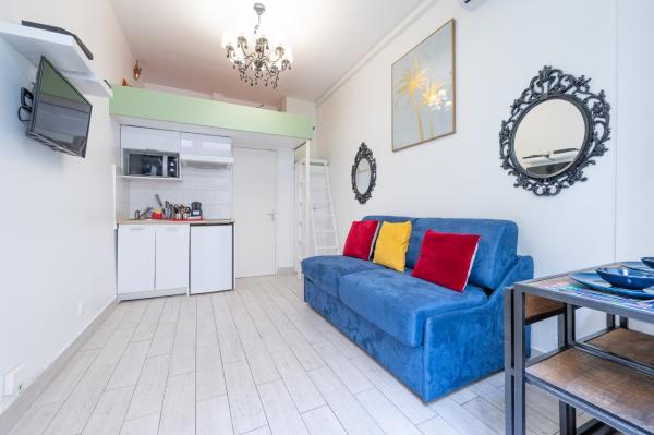 Little Boudoir Of Paris Champs-elysées - Maisons-Laffitte