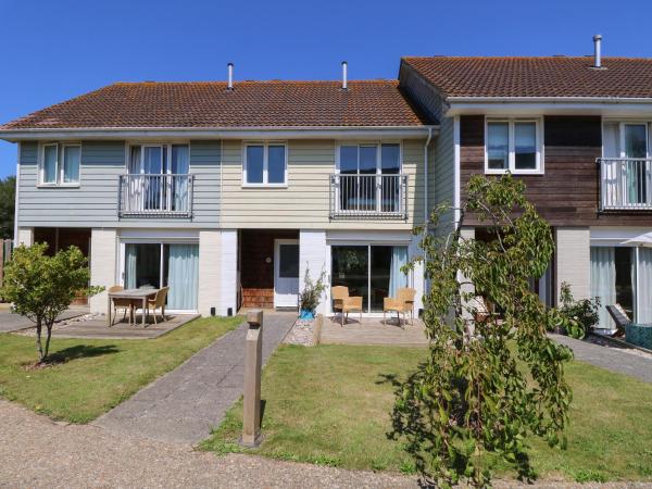 Whitfield P10 - Colwell Bay