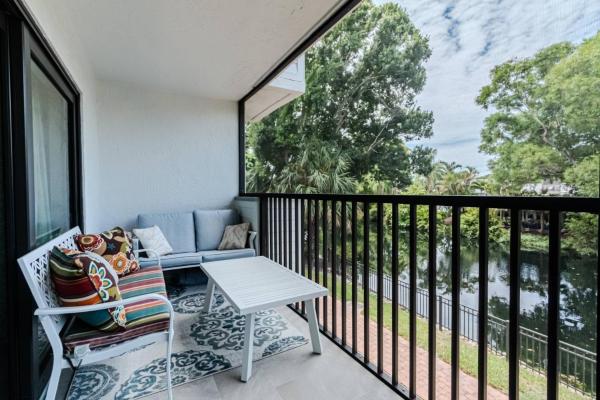 Park Shore Resort, 2nd Floor, Bldg. H - Naples, FL