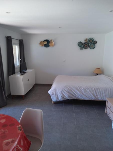 Meublé Avec Cour - Barentin