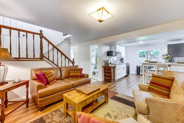 Hillside Place With Mountain Views About 8 Mi To Dtwn! - Black Forest, CO