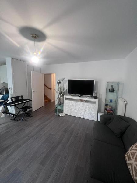 Maison De 100m2 A 5 Minutes Du Centre De Base Du Psg - Poissy