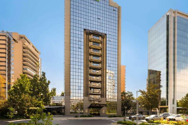 Wyndham Garden Santiago Kennedy - Vitacura