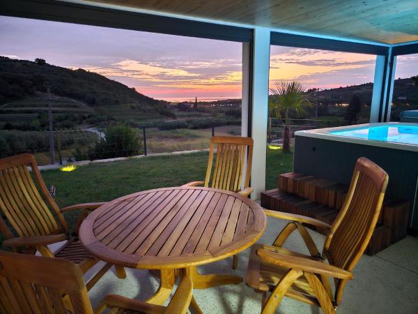 Seaview Apartment Mirjam With Jacuzzi - Strunjan