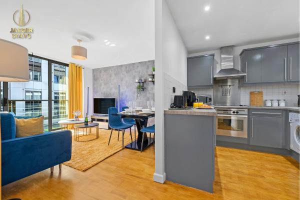 2 Bedroom Greek Street Apartment - Sleeps Up To 6 - Leeds