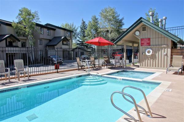 Heated Pool & Hot Tub, Walk To Ski Slopes, Ground Level Unit - Steamboat Springs