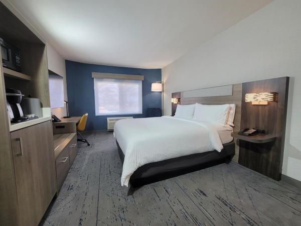 Holiday Inn Express San Diego South - Chula Vista By Ihg - National City, CA