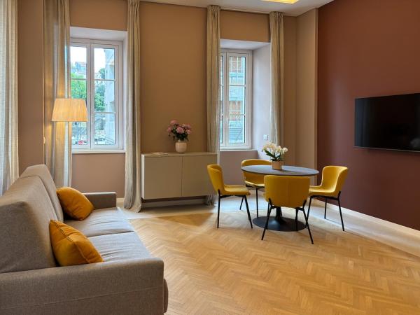 Homey I Teatro Romano Apartments - Trieste
