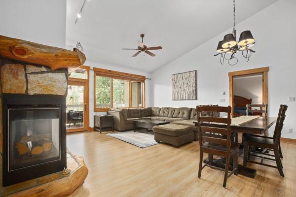 4 Pools And 10 Hot Tubs, Renovated Penthouse Condo, Ski Season Private Shuttle - Steamboat Springs