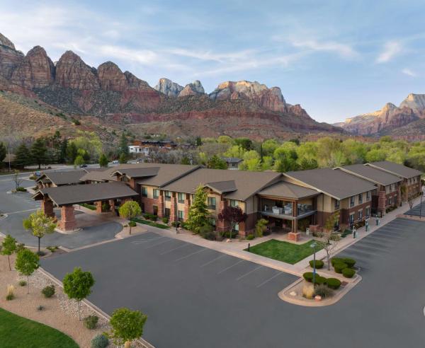 Hampton Inn & Suites Springdale/zion National Park - Springdale, UT
