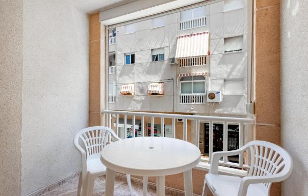 Cozy Apartment In Torrevieja With Wifi - Torrevieja
