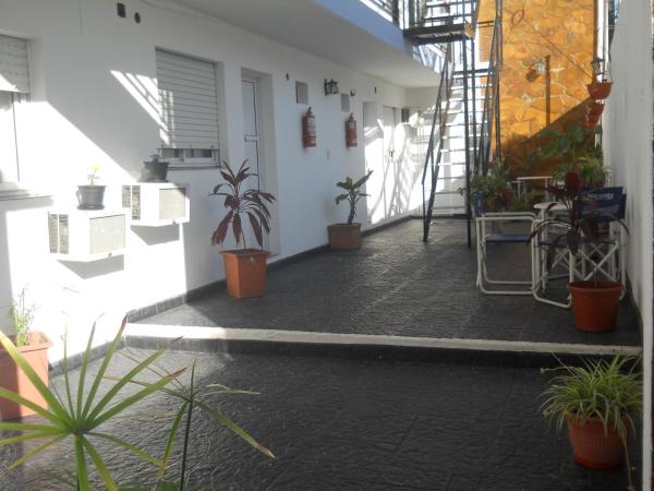 Dennisse Hotel - Victoria