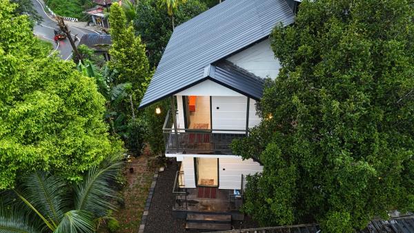 Nutmeg Shades Cottage - Munnar