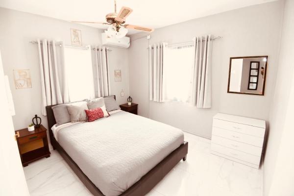 Cozy 2 Bedroom Townhouse In Gated Community, Kgn8 Newly Installed Solar Hot Water System - Jamaïque