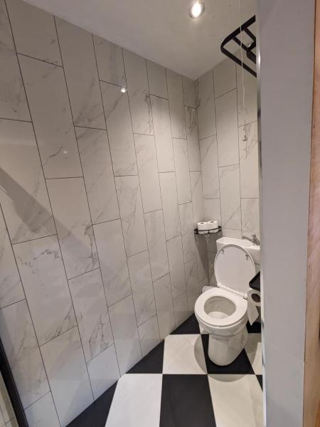 Spacious Cabin London Canary Wharf Docklands Zone 2 Free Parking - Greenwich
