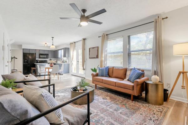 Gahanna Dreaming - 5br 2 Ba Intel - Polaris, OH