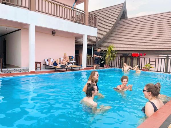 Vangvieng Sisavang Mountain View Hotel - Laos