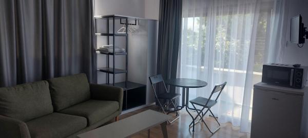 Lighthouse Otel - Girne