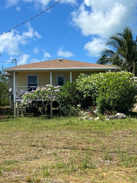 Scena's Place - The Bahamas