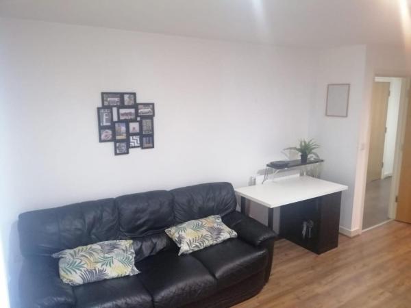 1 Bed Apartment Sleeps 2 With Wi-fi & Tv - Ilford