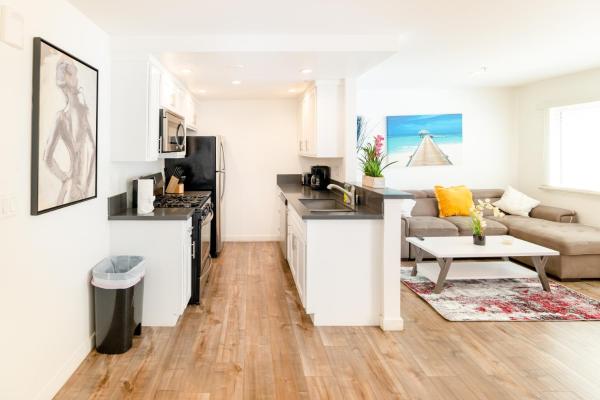 Lux Modern 1-bedroom 1-bathroom In Koreatown Area - Hollywood, CA