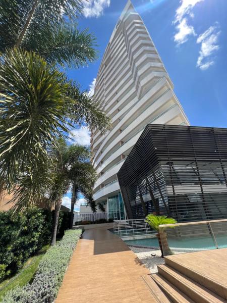 Apartamento Confortável, Localização Extra -Recepção 24h- Varanda Com Vista Panorâmica - Juazeiro do Norte