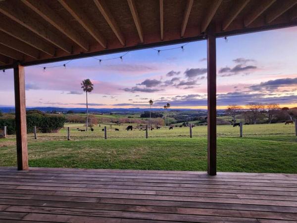 The Shedio On Saddleback - Jamberoo
