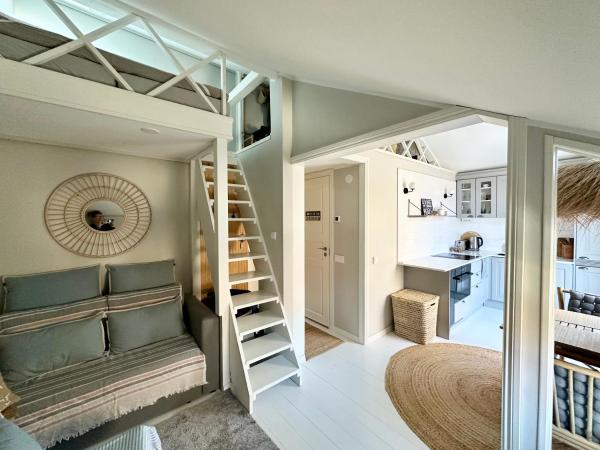 Miniluksus Loma-asunto & Parveke Puuvillassa Huvilapuistossa - Hanko