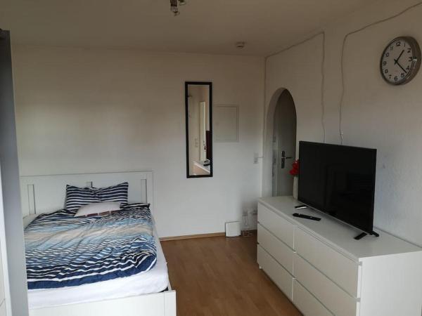 Furnished Apt Near Daimler, Business & Family - Weil der Stadt